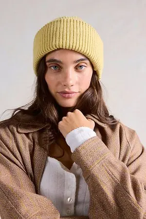 CLOIMH Chunky Wool Beanie Hat - Soft Yellow