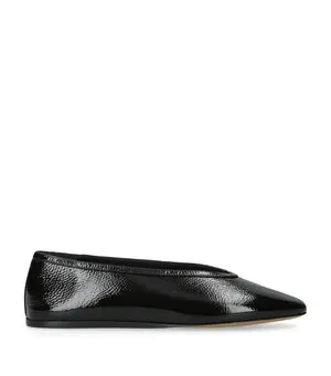 Le Monde Beryl Glossed Flats For Women