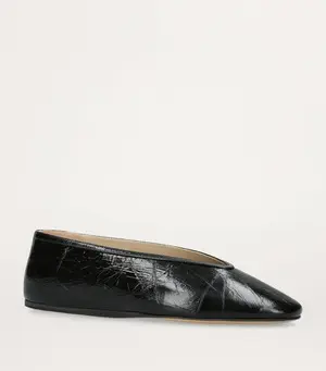 Le Monde Beryl Patent Leather Luna Ballet Flats