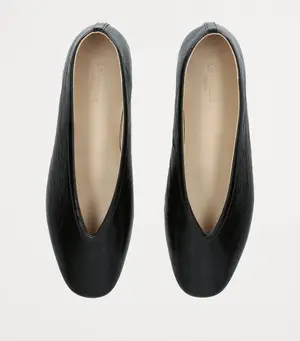 Le Monde Beryl Patent Leather Luna Ballet Flats