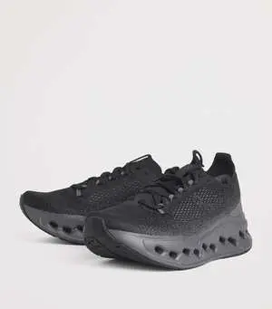 On Cloudsurfer Max Lace Up Sneakers - Black