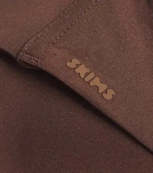 SKIMS Wireless T-shirt Bra - Brown