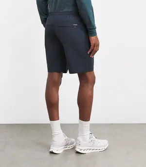 Vuori Sunday Performance Shorts - Blue