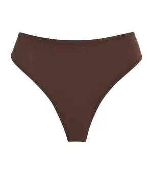 SKIMS Fits Everybody Thong - Brown