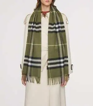 Burberry Cashmere Check Scarf - Green