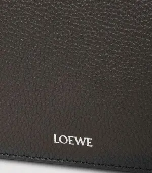 Loewe Medium Leather Pebble Messenger Bag - Grey