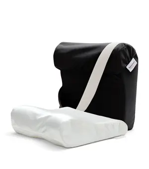 HYOUMANKIND Go Pillow With Silk Pillowcase - Black