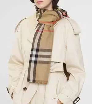 Burberry Wool-silk Reversible Check Scarf - Beige