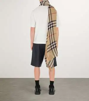 Burberry Wool-silk Reversible Check Scarf - Grey