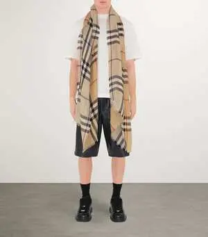 Burberry Wool-silk Reversible Check Scarf - Grey