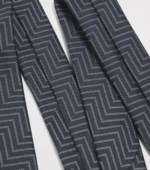 Giorgio Armani Silk Chevron Neck Tie - Blue