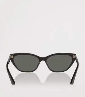 Gucci Acetate Cat Eye Sunglasses - Black