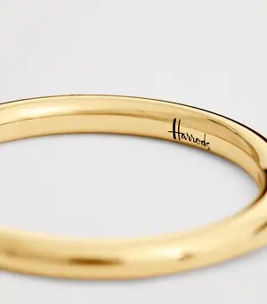 Harrods Classic Fine Ring
