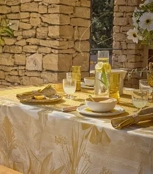LE JACQUARD FRANÇAIS Coated Sinharâja Tablecloth