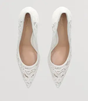 GIANVITO ROSSI Claudia Lace Pumps 85 - White