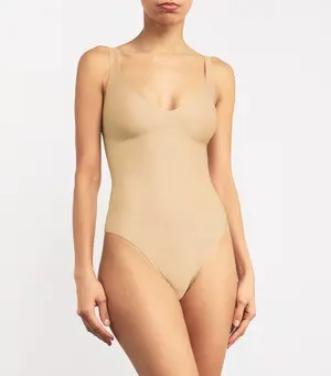 SKIMS Plunge Thong Bodysuit - Beige