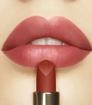 SUQQU Sheer Matte Lipstick - Red