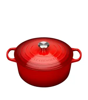 LE CREUSET Cast Iron Round Casserole Dish - Cerise