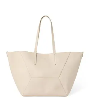 Neutral Totes