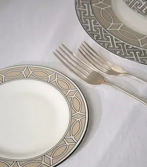 O.W.LONDON Set Of 2 Loop Dessert Plates - Neutral