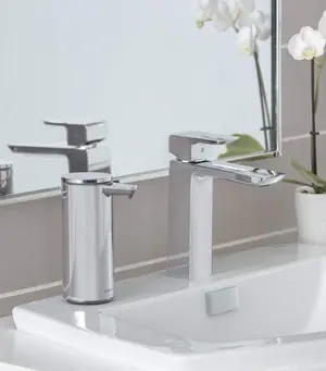 SIMPLEHUMAN Rechargeable Sensor Soap Dispenser