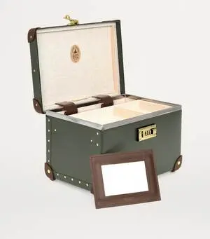 GLOBE-TROTTER Centenary Vanity Case