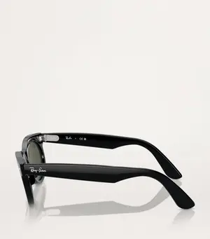 Ray-ban Wayfarer Oval Sunglasses - Black
