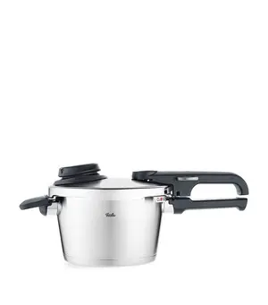 FISSLER Vitavit Premium Pressure Cooker With Insert