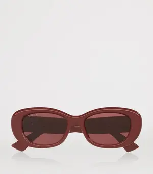 Gucci Sunglasses - Red