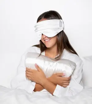 HYOUMANKIND Silk Eye Mask