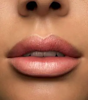 LANCOME L'absolu Rouge Cream Lipstick - Red