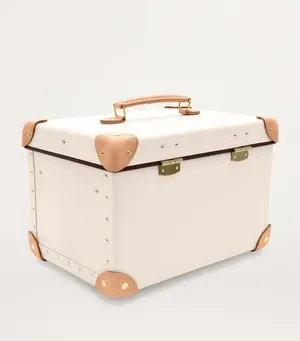 GLOBE-TROTTER Safari Vanity Case - Ivory