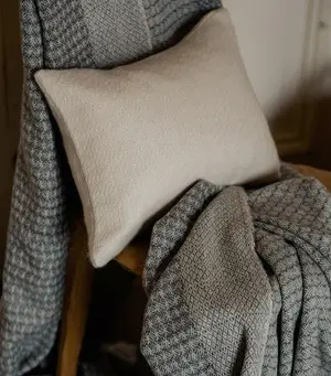 ARAMINTA CAMPBELL Alpaca-blend Fern Cushion