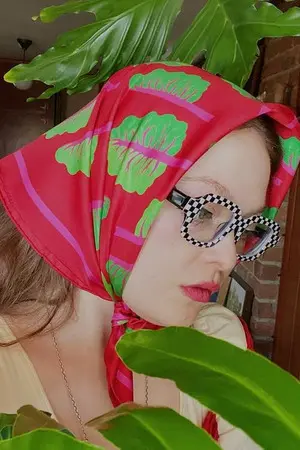 CENTINELLE Glowing Chard Silk Medium Square Scarf - Red