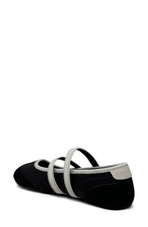 SHU SHOP Salome Flat - Black