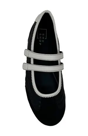 SHU SHOP Salome Flat - Black