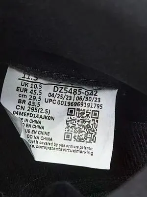 JORDAN 1 Retro High Og Sneakers - Black