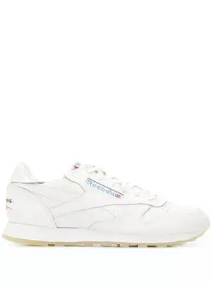 Reebok Chain Link Detailing Sneakers For Women