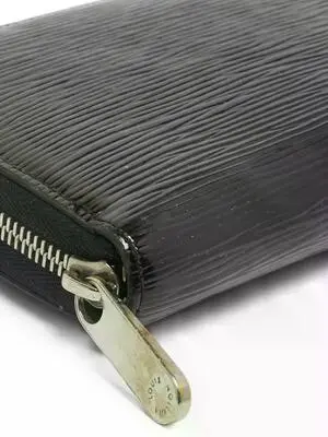 LOUIS VUITTON 2010 Zippy Leather Wallet - Black