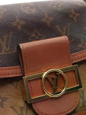 LOUIS VUITTON 2019 Mini Dauphine Shoulder Bag