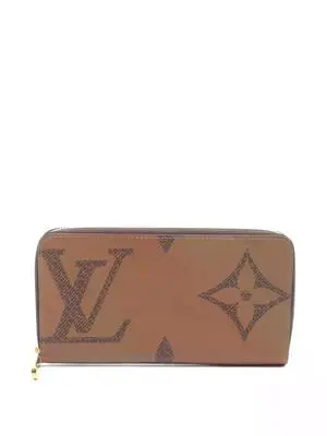 LOUIS VUITTON 2010s Zippy Monogram Wallet - Brown