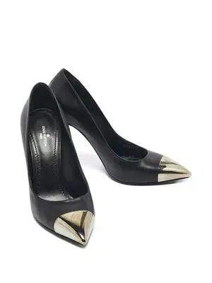 LOUIS VUITTON Urban Leather Toe-cap Pumps