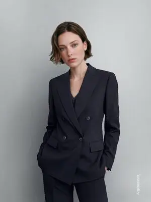 Max Mara Fitted Wool Crepe Blazer - Navy