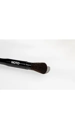 NOTO BOTANICS Lip + Cheek Duo Brush