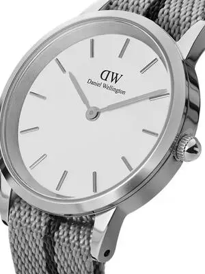 DANIEL WELLINGTON 36mm Strap Watch