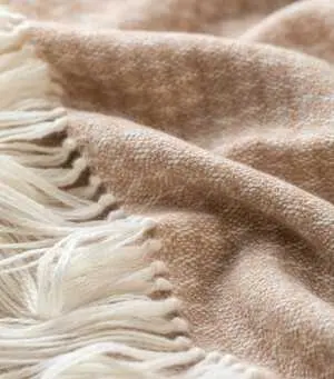 ARAMINTA CAMPBELL Alpaca-blend Willow Throw