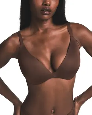 SKIMS Wireless Form Push Up Plunge Bra - Cocoa