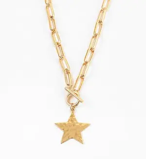 ERIN MCDERMOTT JEWELRY Star Hammered Pendant Necklace - Gold