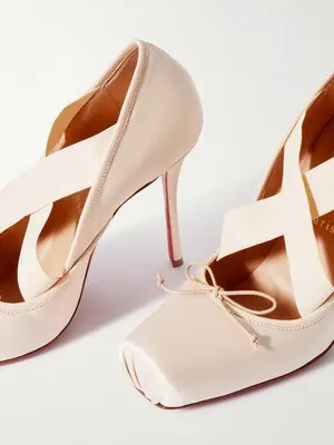 CHRISTIAN LOUBOUTIN Cassiastic 100 Satin Pumps - Pink