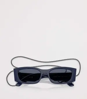 VOGUE Pillow Sunglasses With Chain - Blue